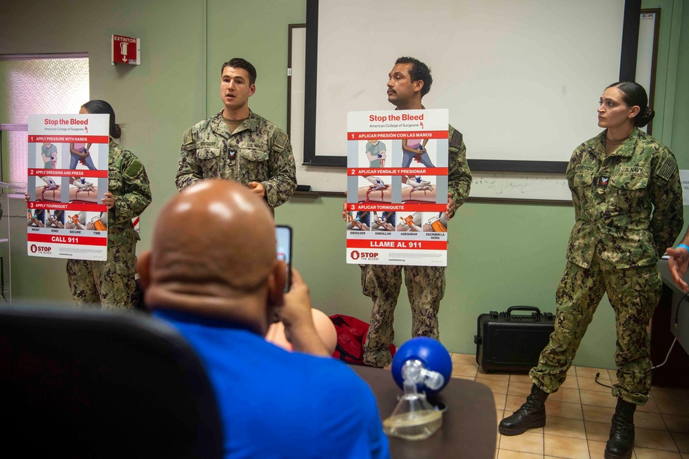 DVIDS - Images - CP25 "Stop the Bleed" in Costa Rica [Image 1 of 7]