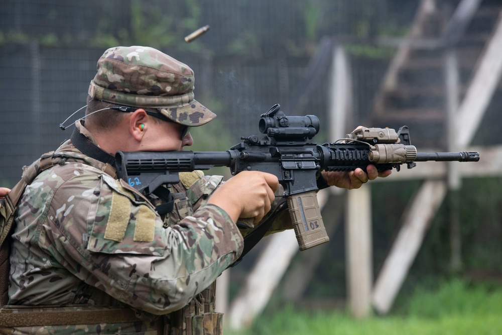 DVIDS - Images - 822nd Base Defense Squadron trains with Panamanian ...