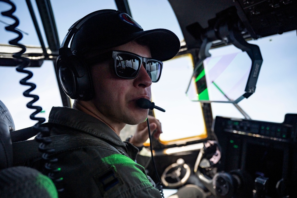 DVIDS - Images - 71st RQS conducts airdrops during Relámpago de los ...