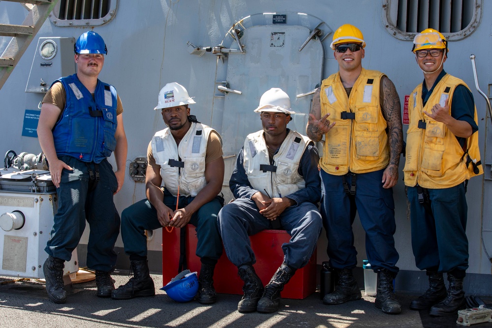 DVIDS - Images - USS Preble Conducts Underway Replenishment [Image 4 of 11]
