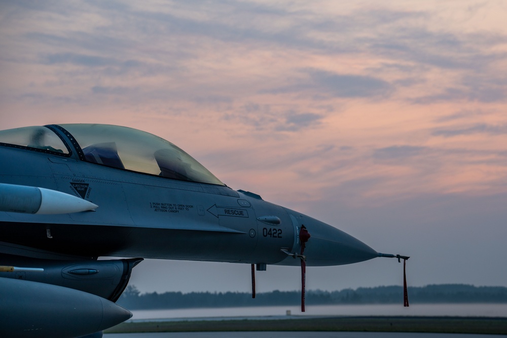 DVIDS - Images - 114th FW F-16s forge joint capability and readiness at ...