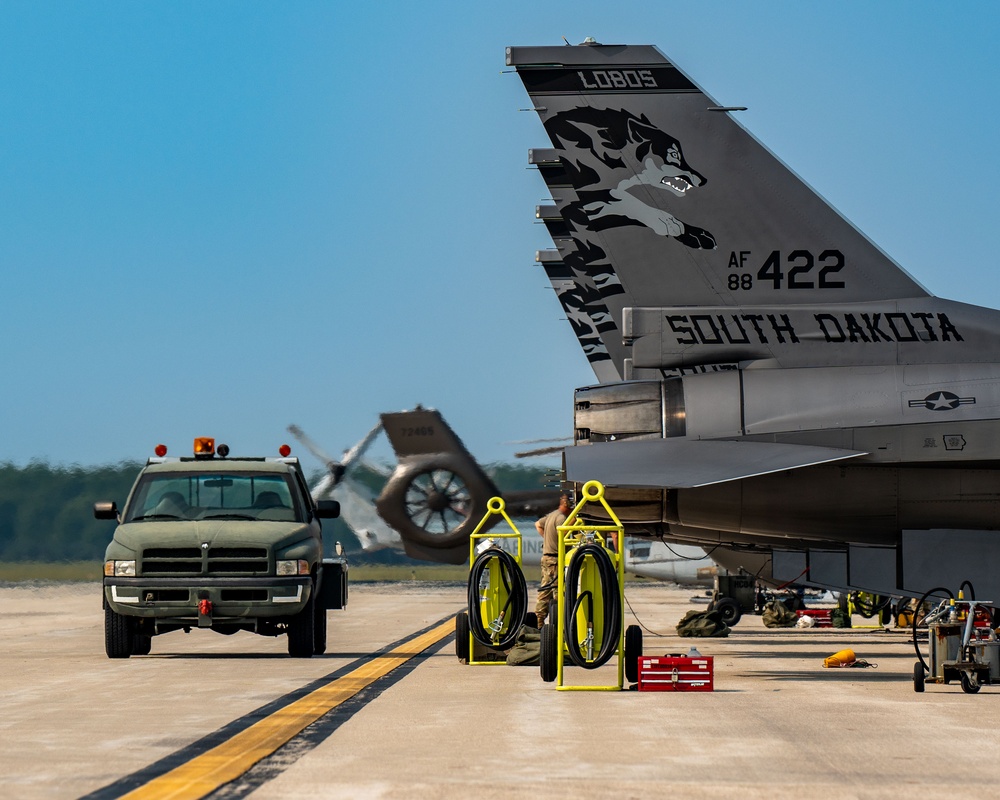 DVIDS - Images - 114th FW F-16s forge joint capability and readiness at ...
