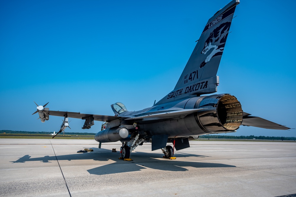 DVIDS - Images - 114th FW F-16s forge joint capability and readiness at ...