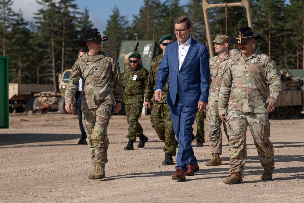 DVIDS - Images - Estonia Prime Minister Visits Camp Reedo [Image 4 of 5]