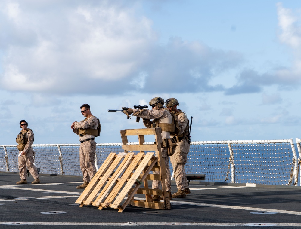 DVIDS - Images - CP25 Marine Live Fire Exercise Atlantic Ocean [Image 3 ...