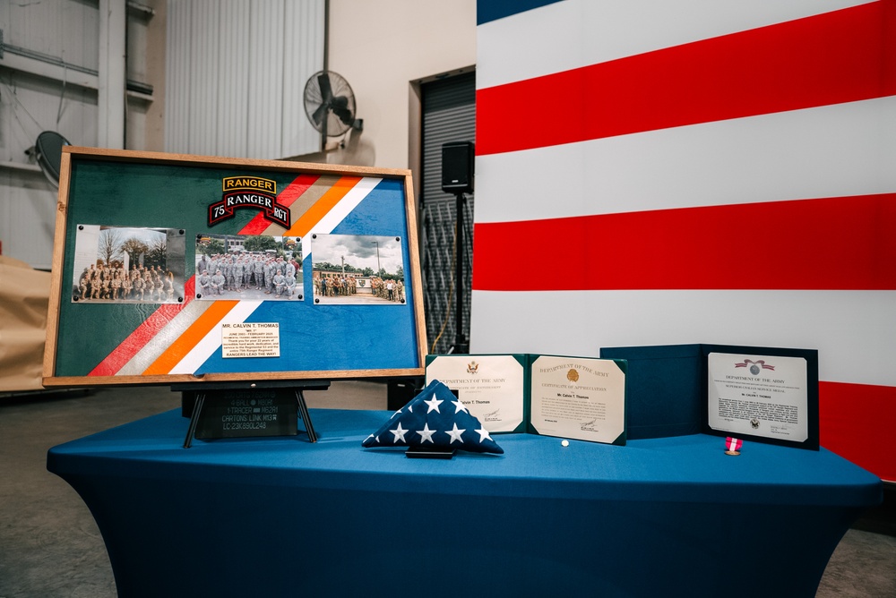 DVIDS - Images - Mr. Calvin T. Thomas Retirement Ceremony [Image 3 of 3]