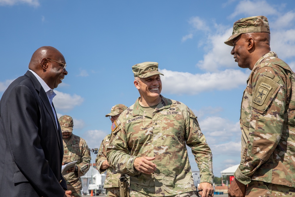 DVIDS - Images - Lieutenant General Jeth Rey Shows Support to National Guard Logistics Team