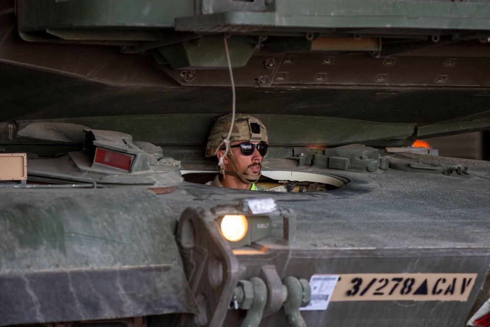 DVIDS - Images - US Soldiers offload tanks from vessel for BRIGHT STAR ...