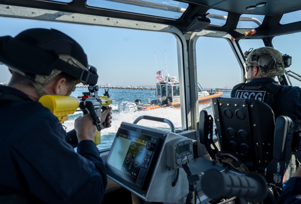 DVIDS - Images - Coast Guard Maritime and Security Team Los Angeles ...