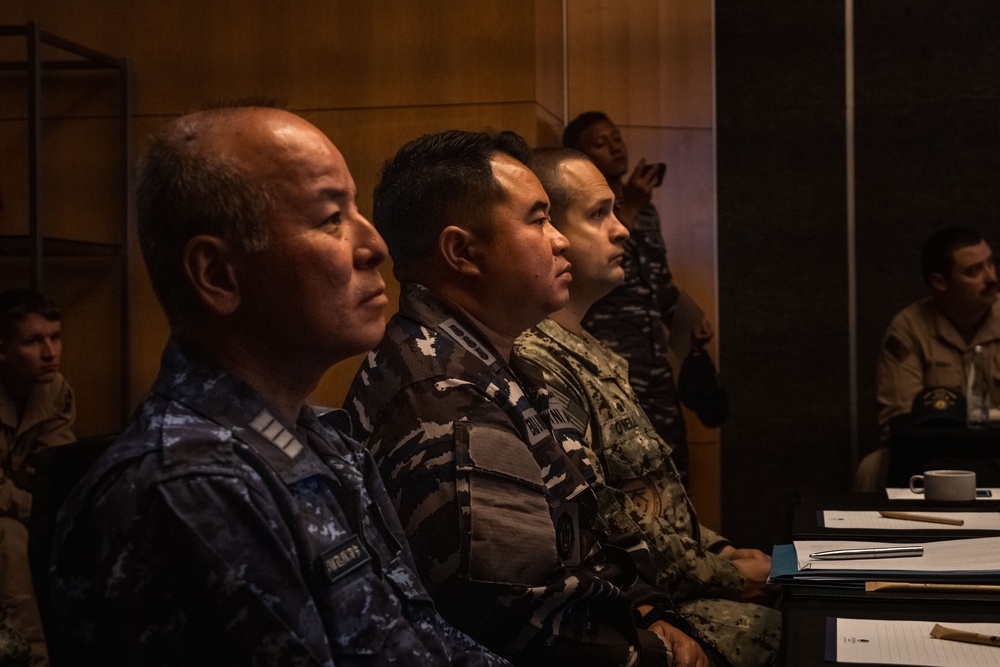 DVIDS - Images - Super Garuda Shield 25: U.S. Marines and Sailors ...