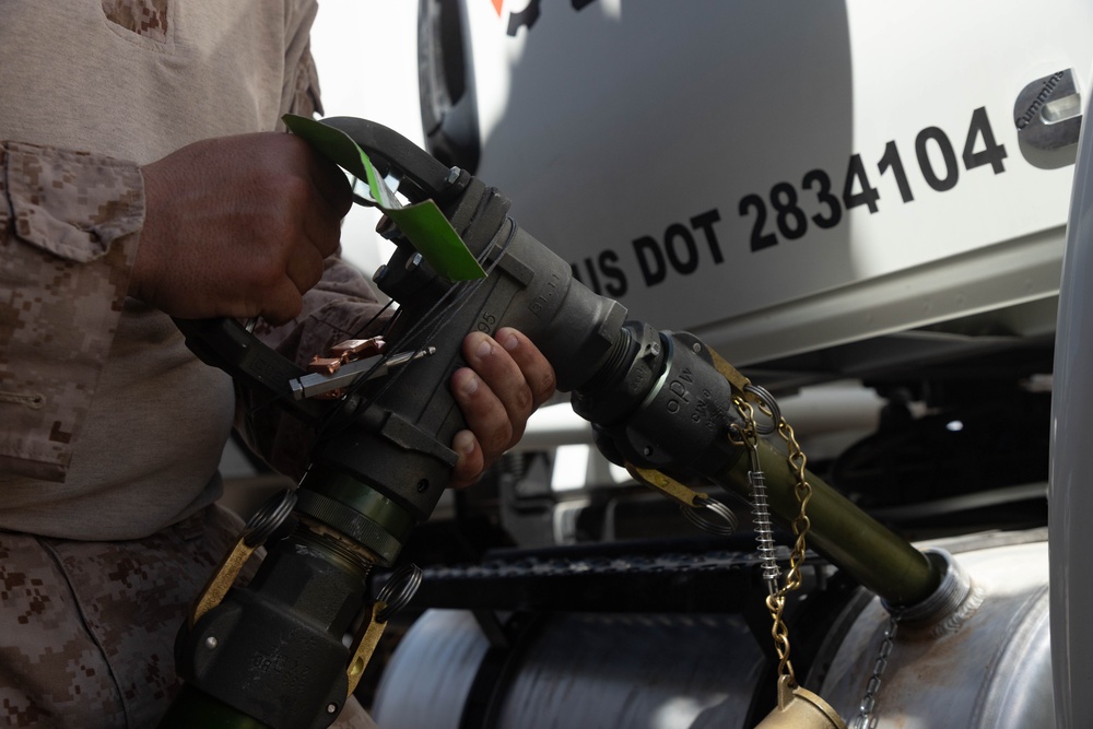 DVIDS - Images - Combat Logistics Battalion 15 conducts fuel resupply ...