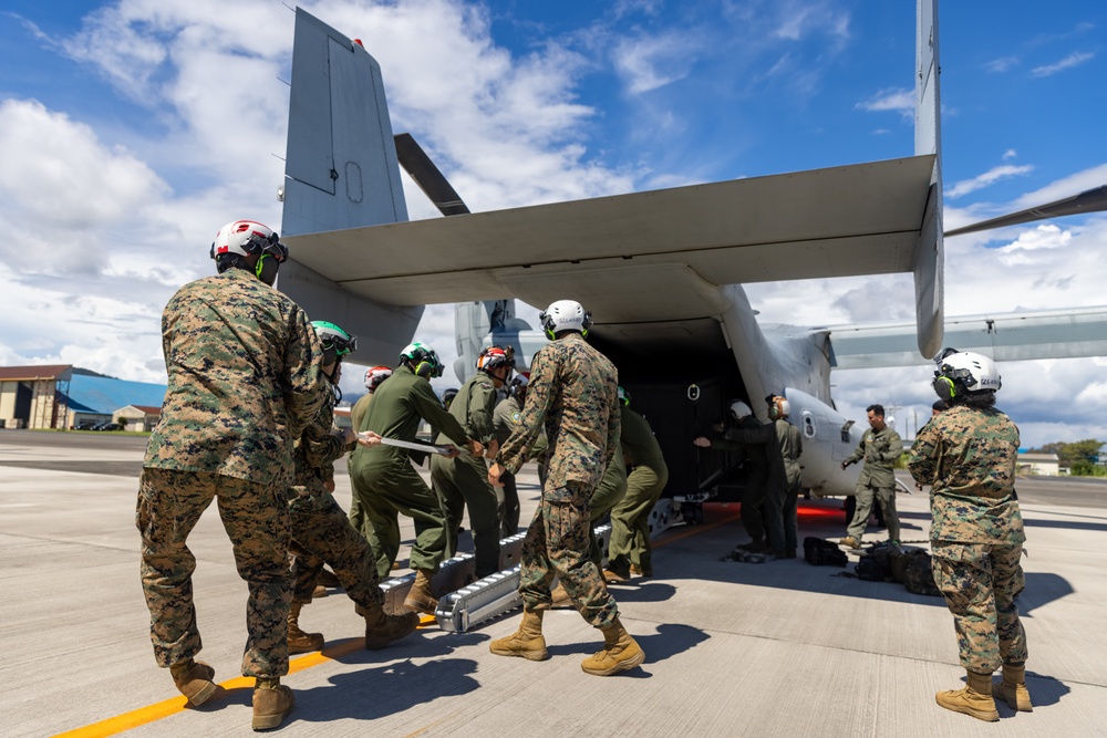 DVIDS - Images - VMM-262 arrives at JMSDF Kanoya Air Base [Image 6 of 8]