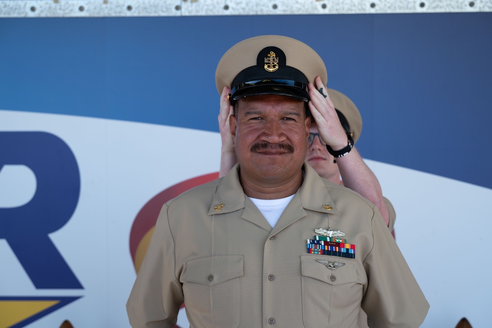 DVIDS - Images - Chief Pinning Ceremony [Image 10 of 18]