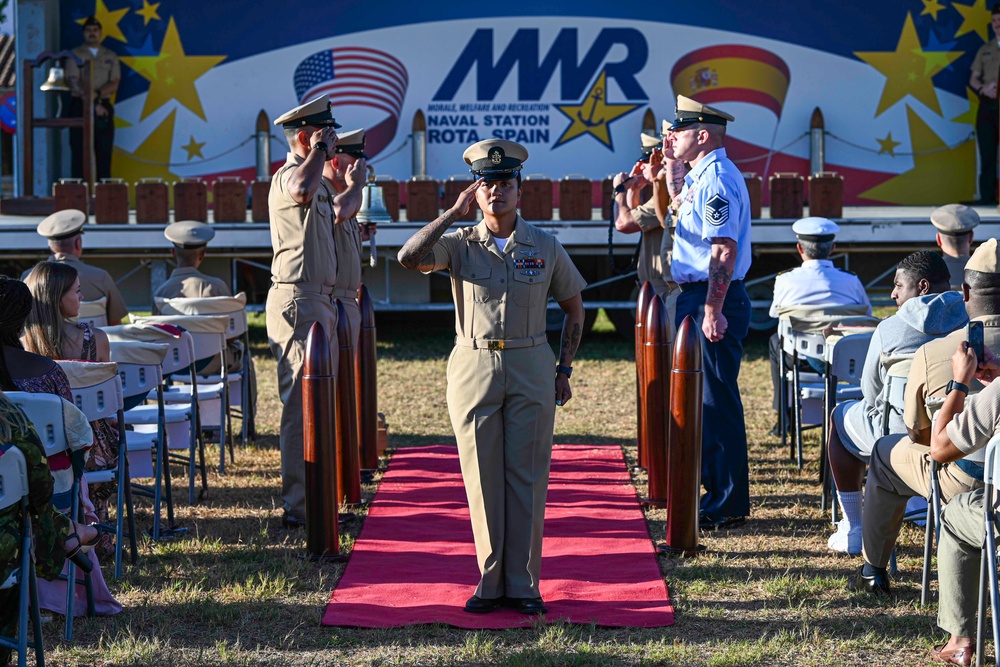 DVIDS - Images - NAVSTA Rota Chief Pinning Ceremony [Image 11 of 20]