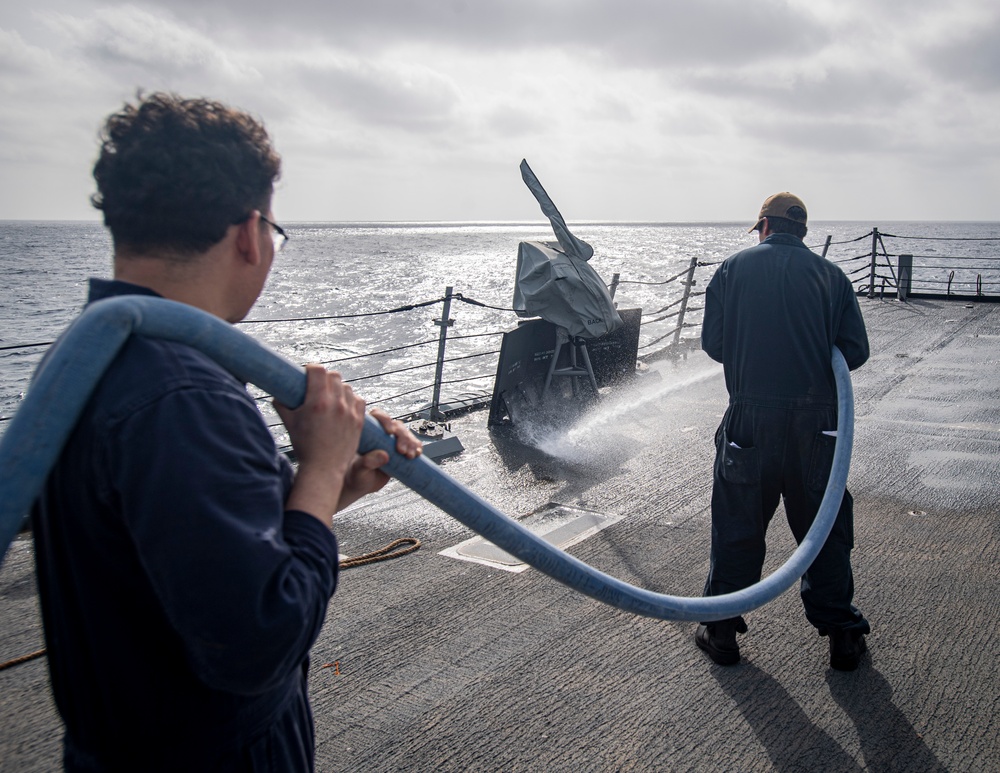 DVIDS - Images - USS Higbee Sailors Conduct Fresh Water Wash Down ...
