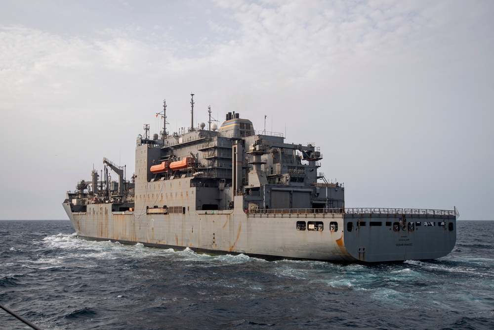 DVIDS - Images - USS Higbee Conducts Replenishment-at-Sea from the Fo'c ...