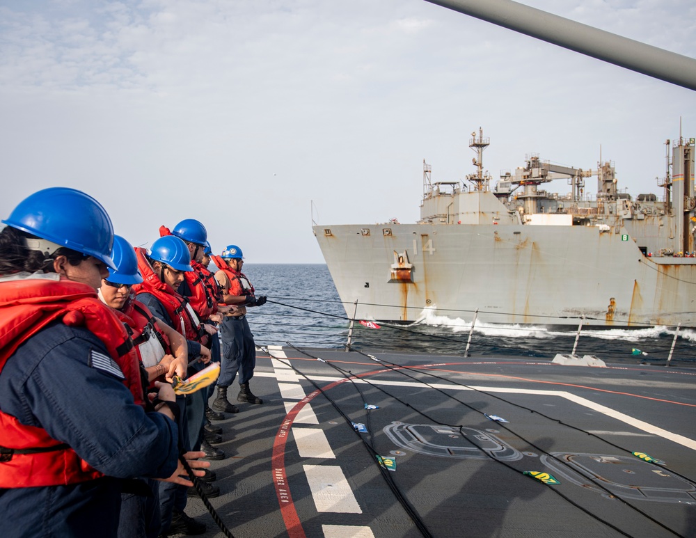 DVIDS - Images - USS Higbee Conducts Replenishment-at-Sea from the Fo'c ...