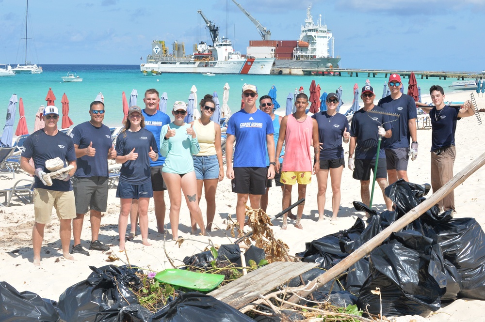 DVIDS - Images - Coast Guard Cutter Alert (WMEC 630) crew members clean ...