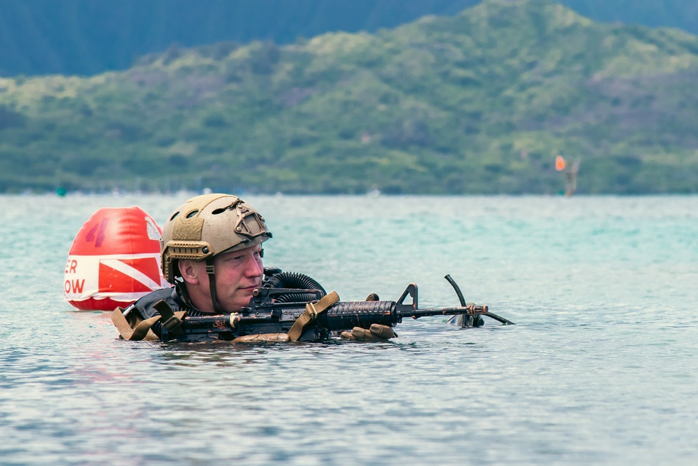 DVIDS - Images - U.S. Marines With 4th Reconnaissance Battalion Conduct ...