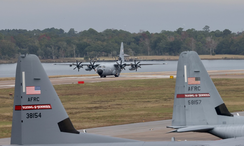 DVIDS - Images - 53rd WRS takes off for Atmospheric River missions ...