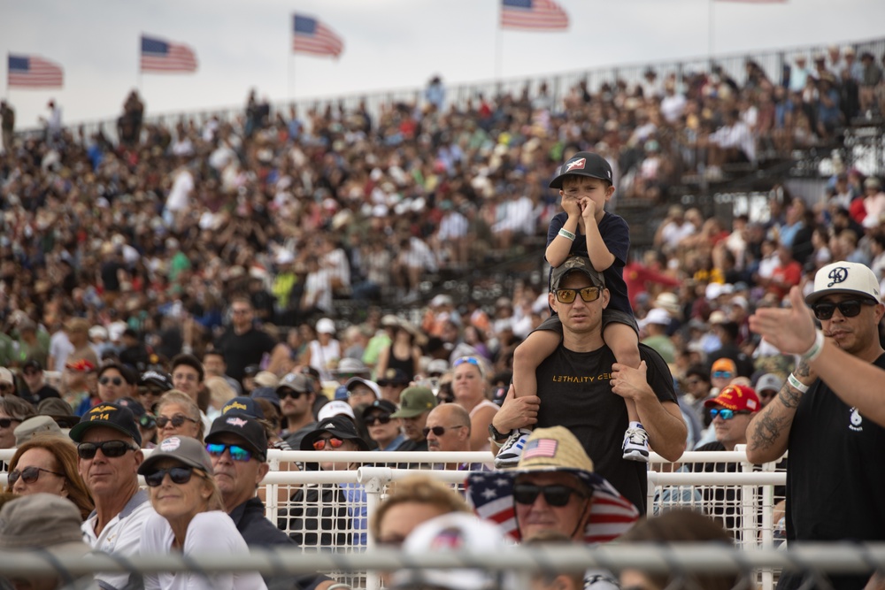 DVIDS - Images - America’s Air Show 2025 Day 1: Aarron Deilu [Image 9 ...