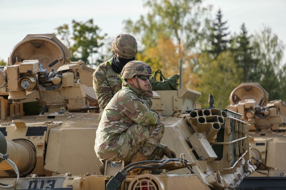 DVIDS - Images - 6-9 CAV Kicks Off Deployment with Tank Transport ...