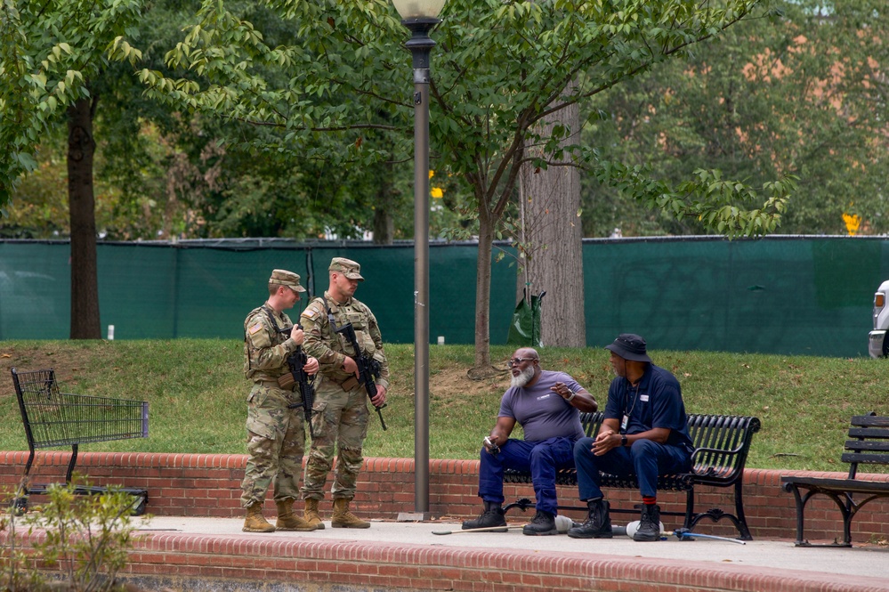 DVIDS - Images - National Guard patrol areas in Southwest D.C [Image 2 ...