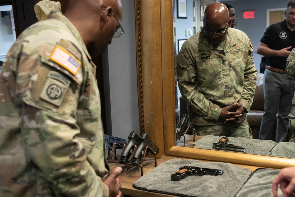 DVIDS - Images - Guards at Arlington National Cemetery are presented ...