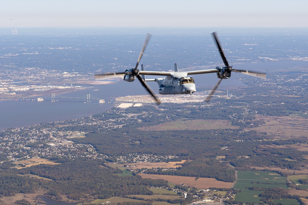 DVIDS - Images - Navy 250 Flyover [Image 6 of 13]