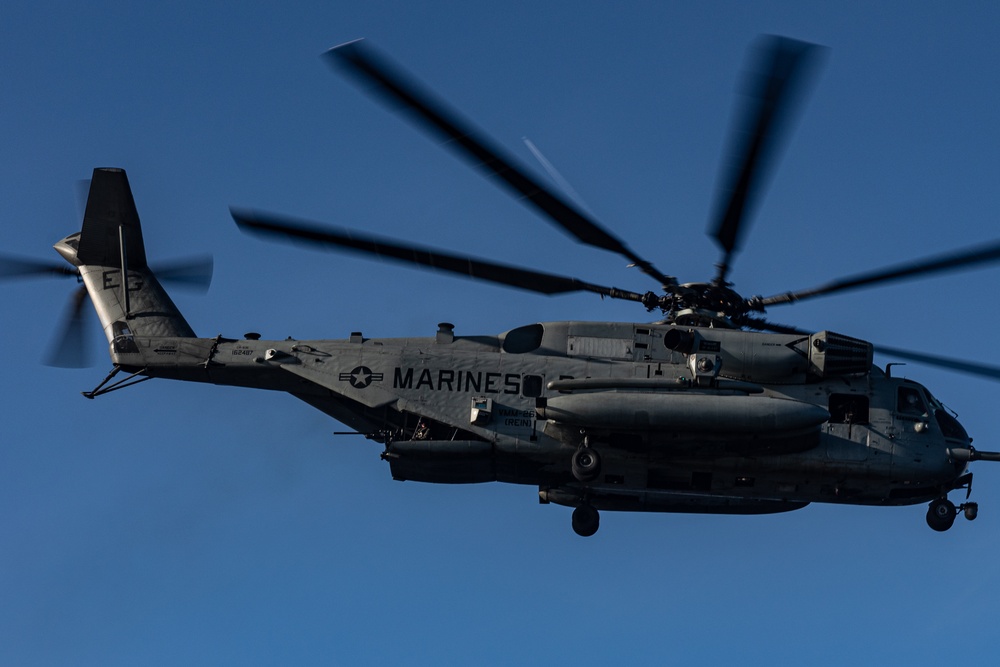 DVIDS - Images - 22nd MEU(SOC) | Flight Operations on USS Iwo Jima ...