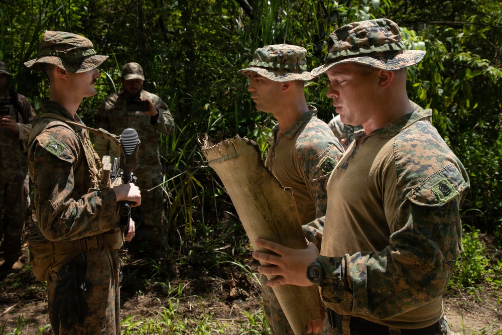 DVIDS - Images - Combined Jungle Operations Training Course Patrol and ...