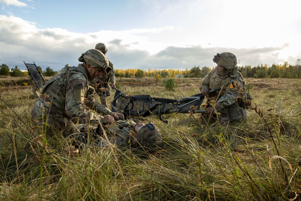 DVIDS - Images - U.S. Army Soldiers perform tactical combat casualty ...