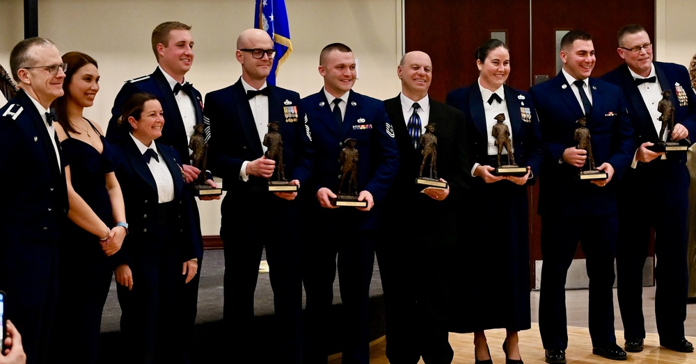 DVIDS - Images - Annual Awards Winners [Image 5 of 5]