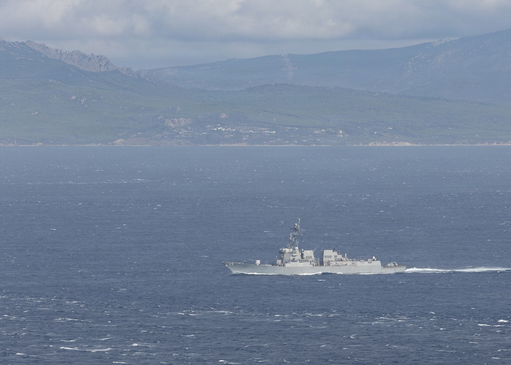 DVIDS - Images - USS Gerald R. Ford (CVN 78) Transits the Strait of ...