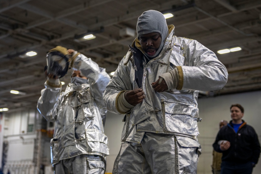 DVIDS - Images - Daily Operations Aboard USS George H.W. Bush (CVN 77 ...