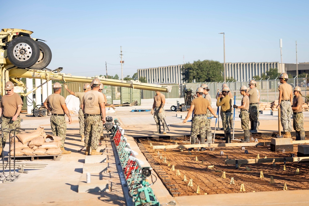 DVIDS - Images - NMCB 133 Conducts Homeport Operations [Image 11 of 35]