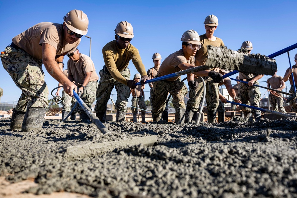 DVIDS - Images - NMCB 133 Conducts Homeport Operations [Image 17 of 35]
