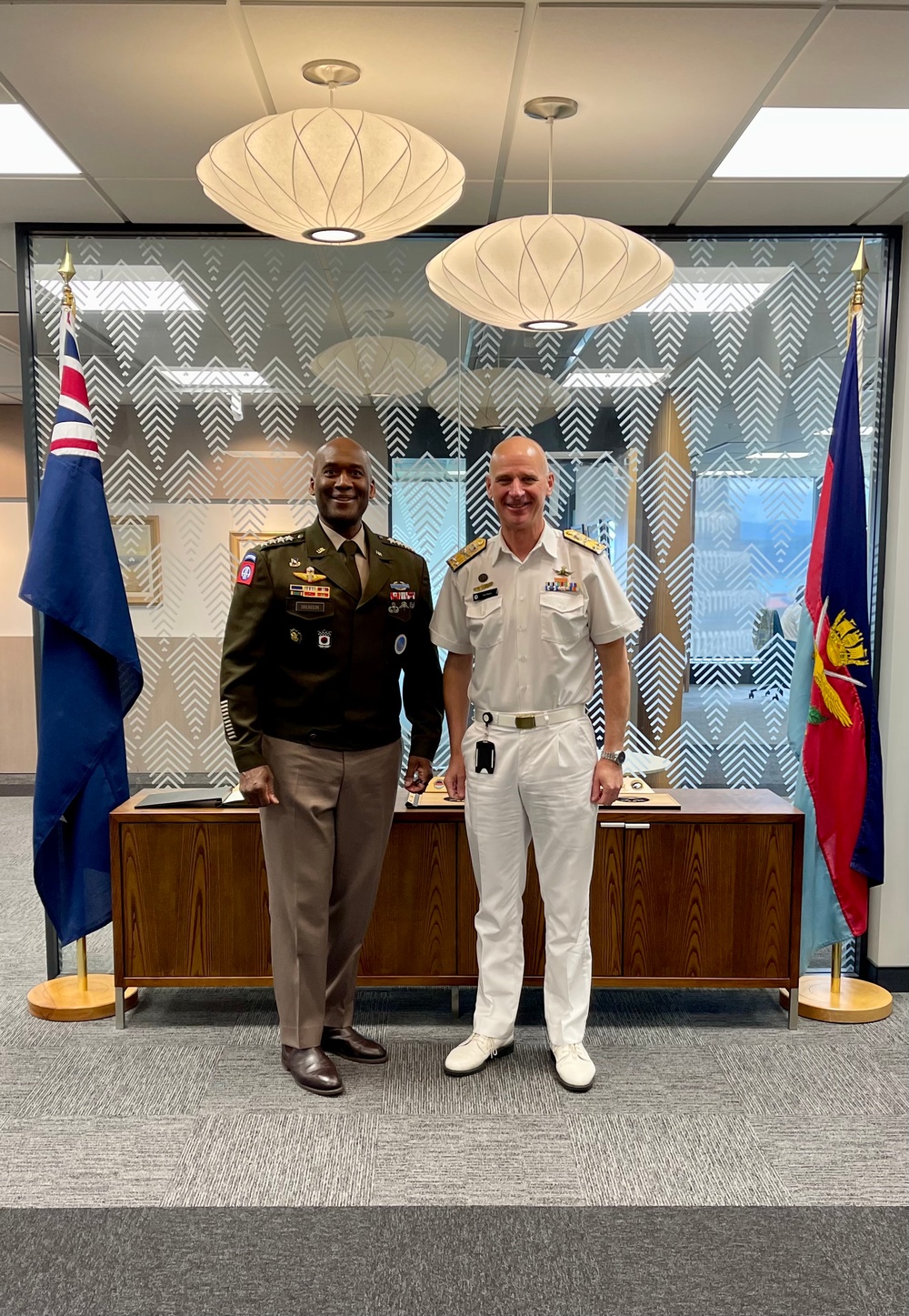 DVIDS - Images - Gen Brunson meets with New Zealand Vice Chief of ...