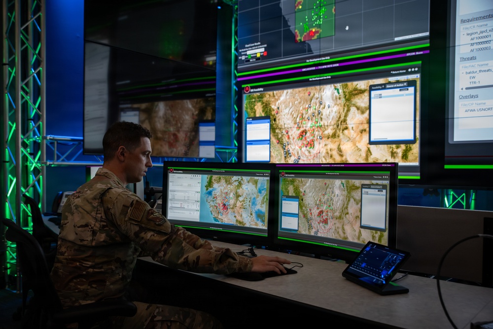 DVIDS - Images - AFRL demonstrates advanced ISR planning tool [Image 11 ...