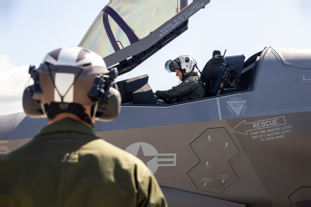 DVIDS - Images - VMX-1 Takes Part in Gray Flag [Image 15 of 24]