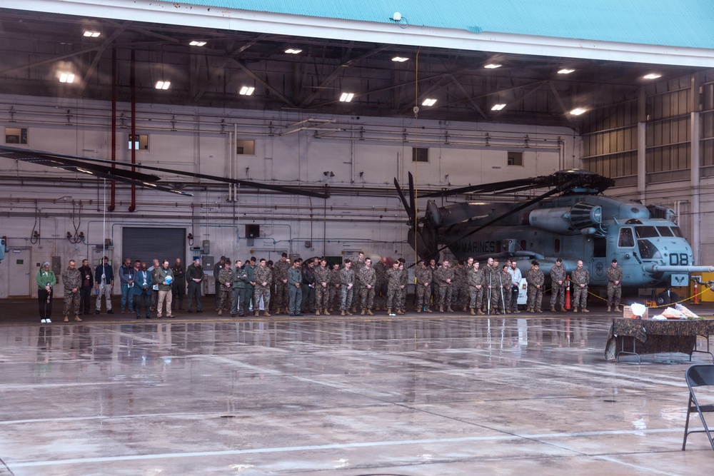 DVIDS - Images - Marine Heavy Helicopter Squadron (HMH) 464 Change of ...