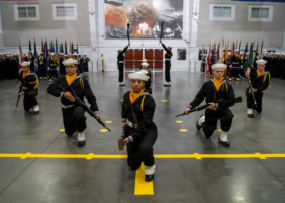 DVIDS - Images - Recruit Training Command Nov. 26, 2025 Pass-In-Review ...