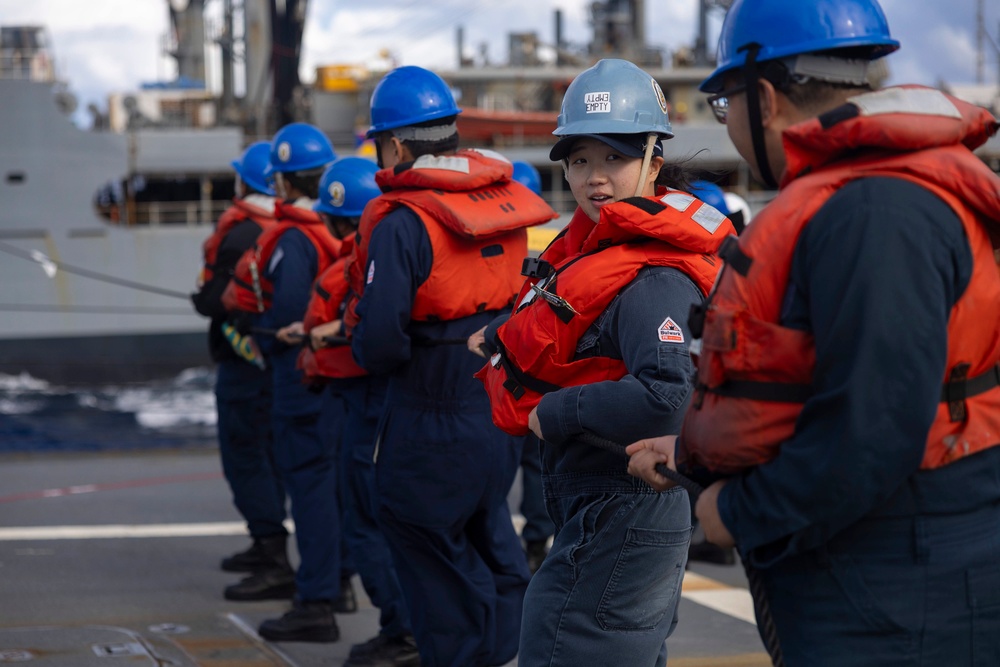 DVIDS - Images - Spruance conducts routine operations [Image 4 of 5]