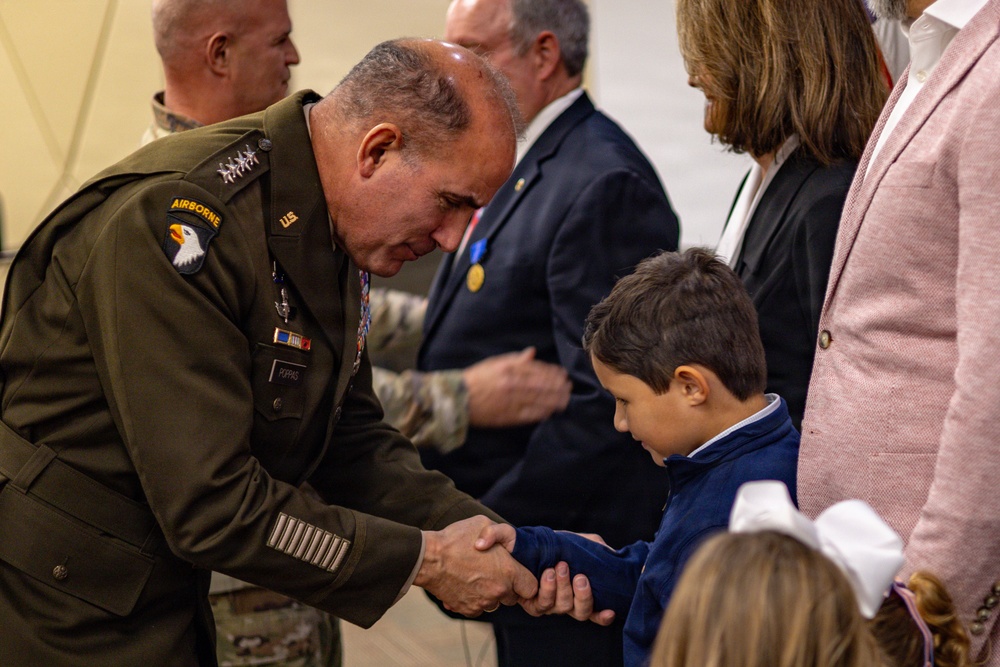 DVIDS - News - U.S. Army human resources icon ends nearly five-decade ...