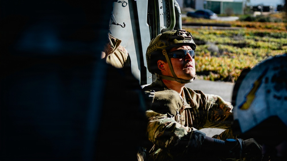 DVIDS - Images - EOD Technicians Practice Daytime Rappelling and Fast ...