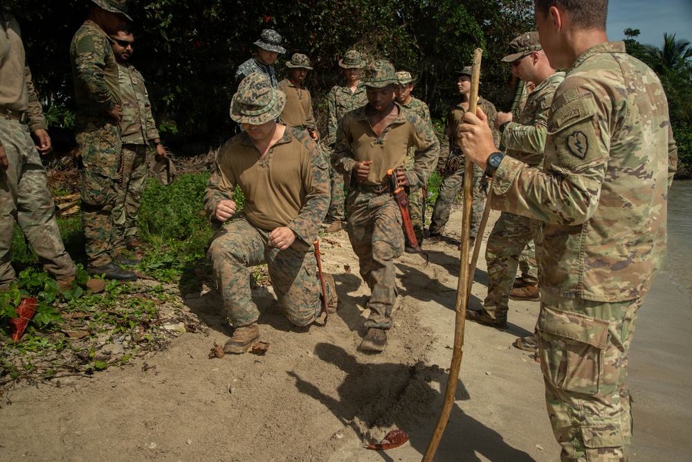 DVIDS - Images - Combined Jungle Operations Training Course 26-2 ...