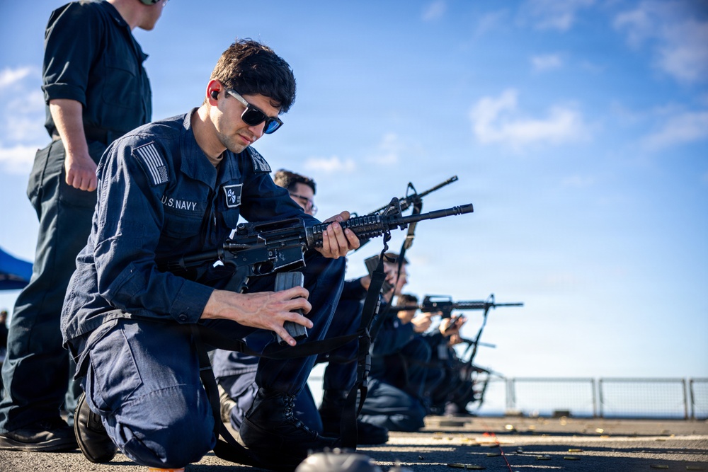 DVIDS - Images - 11th MEU Sailors, Marines Conduct Small Arms ...