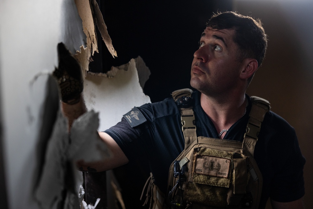 DVIDS - Images - Methods of Entry School Breacher Course [Image 13 of 13]