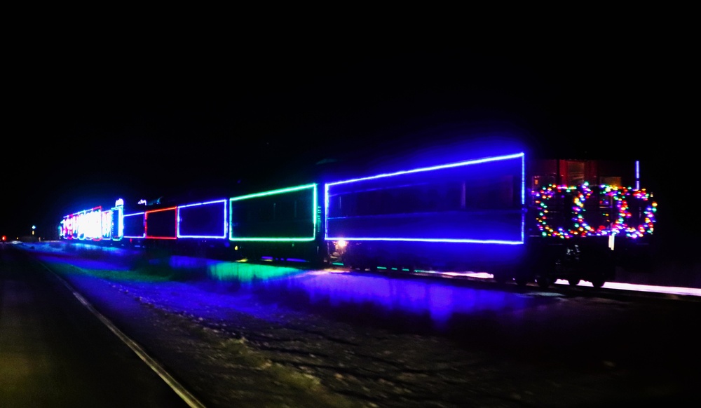 DVIDS - Images - 2025 Canadian Pacific Holiday Train rolls through Fort ...