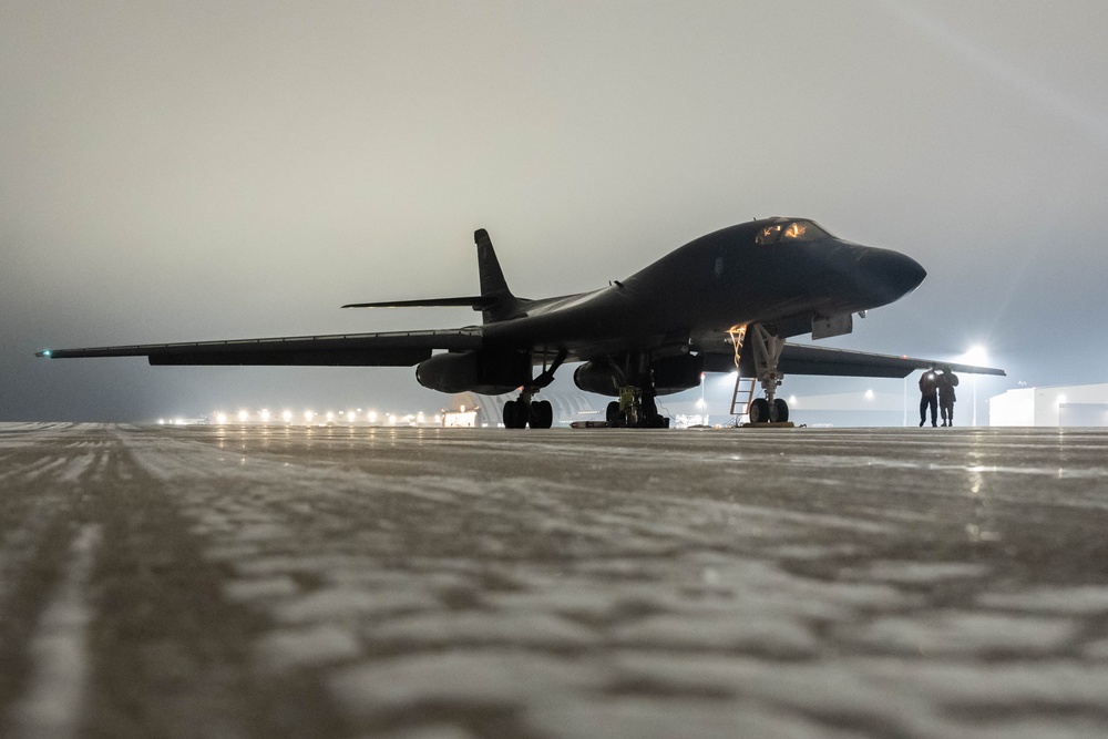 DVIDS - Images - B-1B Lancers return to Ellsworth Air Force Base [Image ...